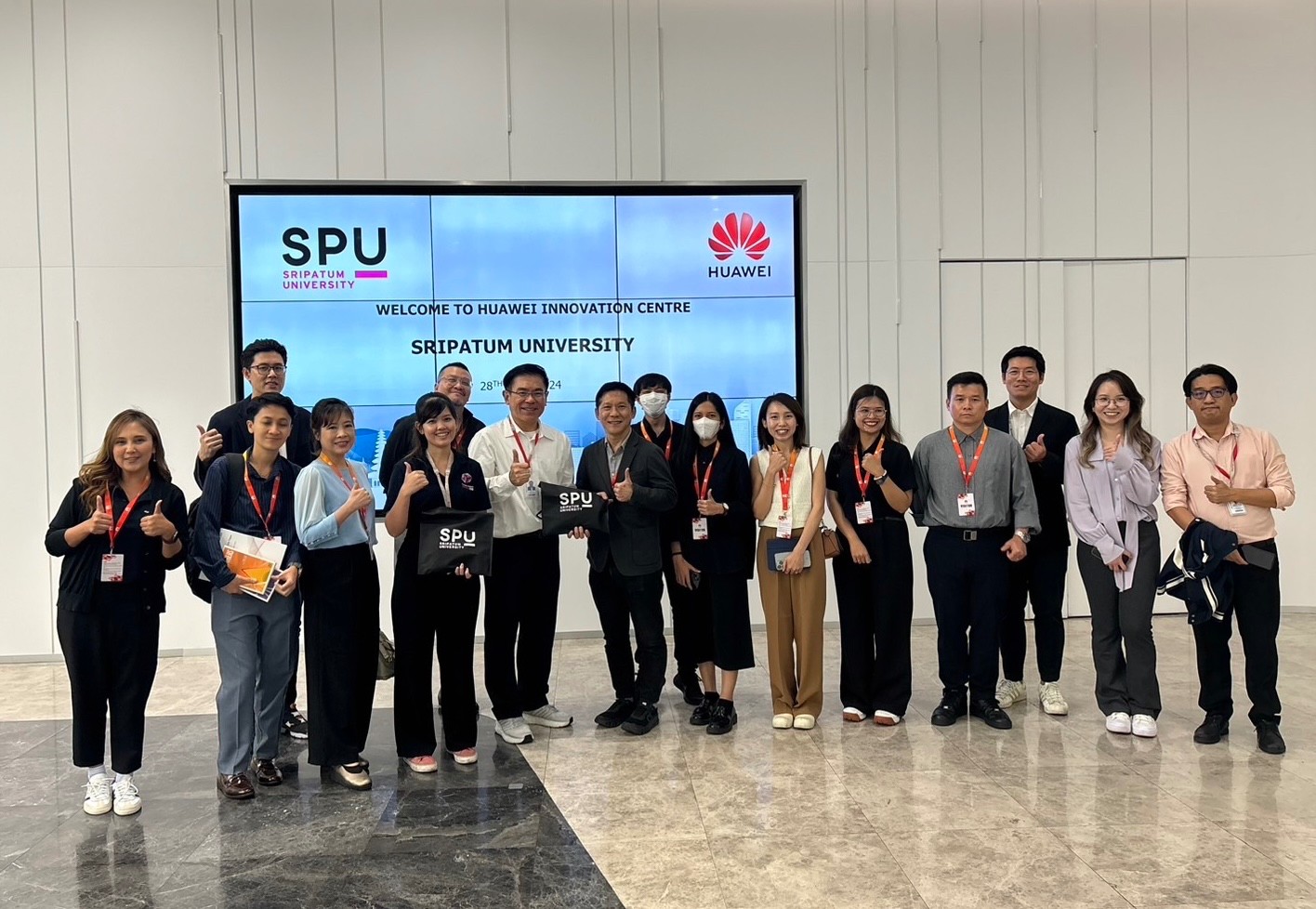 นวัตกรรมการเรียนรู้ Huawei Asia Pacific CSIC โดยบริษัท หัวเว่ย ...