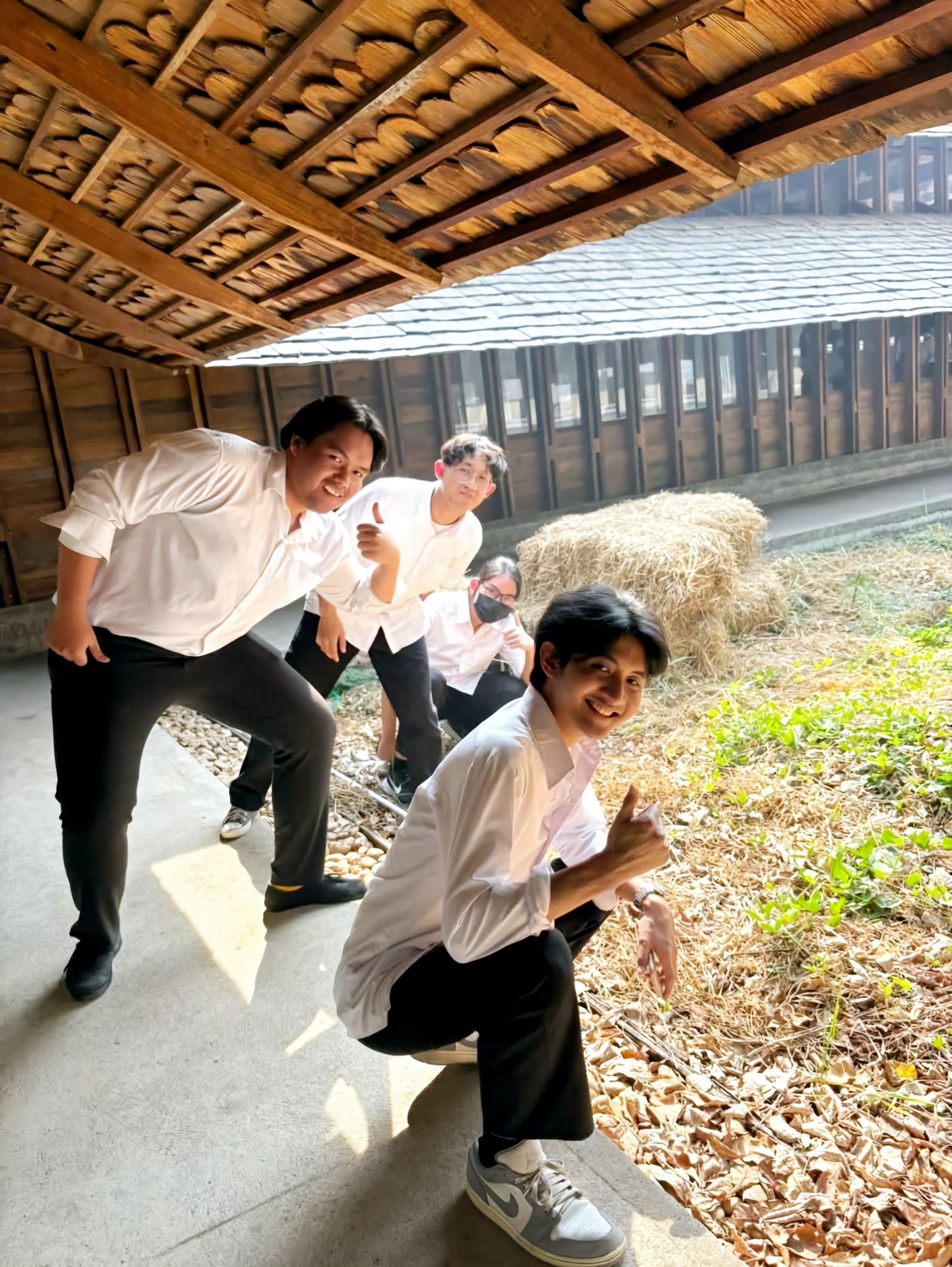 SPU~SoDA :In The Glazz Gallery Visit 2025 – คณะการออกแบบและสถาปัตยกรรม ...
