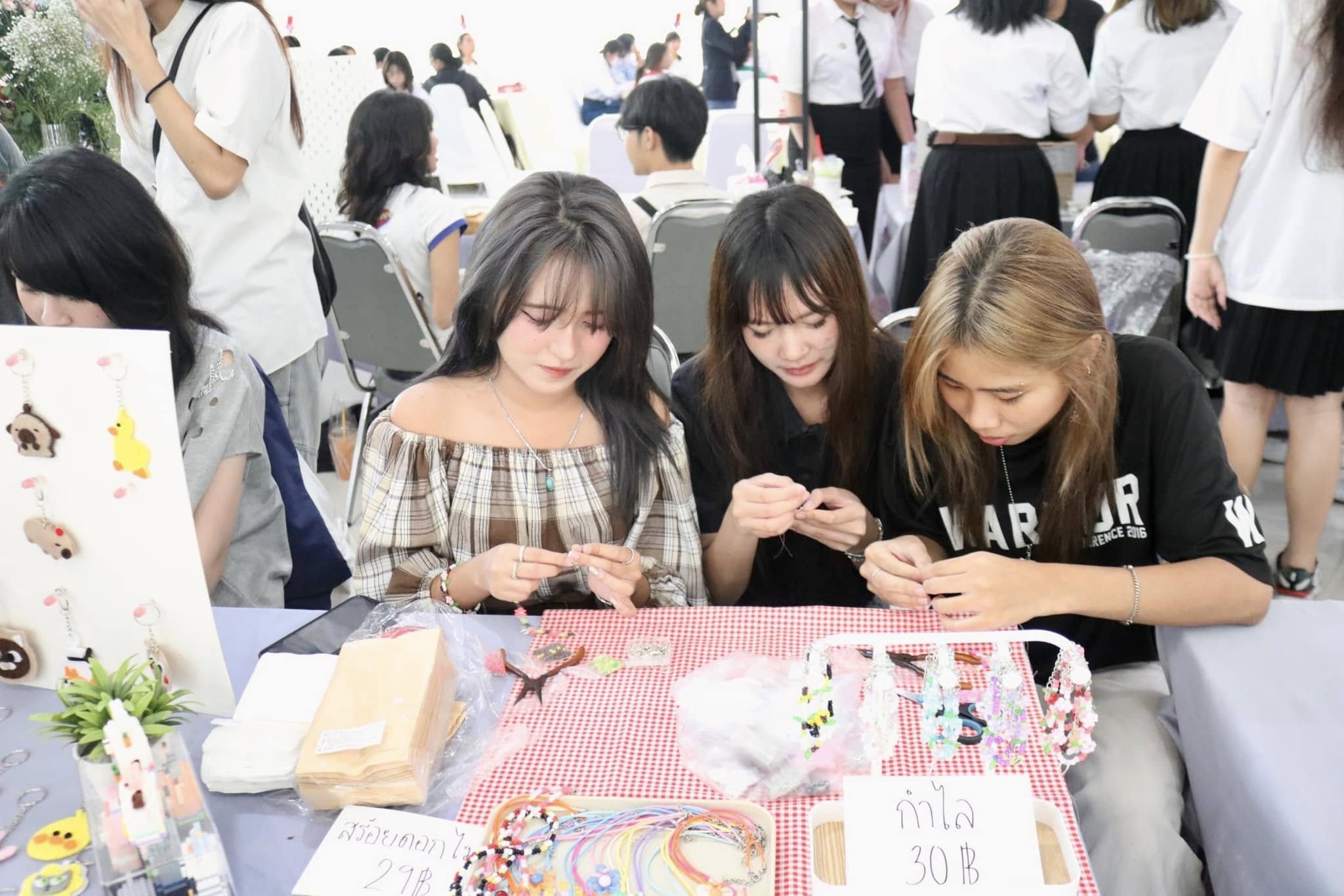 SoDA POP ART MARKET ตลาดนัดสุดครีเอทของคนรุ่นใหม่ – คณะการออกแบบและสถาปัตยกรรมศาสตร์ มหาวิทยาลัย ...