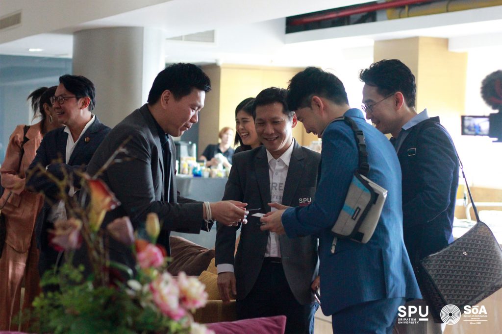 MOU เพื่อพัฒนาหลักสูตรการเรียนการสอน – คณะการออกแบบและสถาปัตยกรรมศาสตร์ มหาวิทยาลัยศรีปทุม